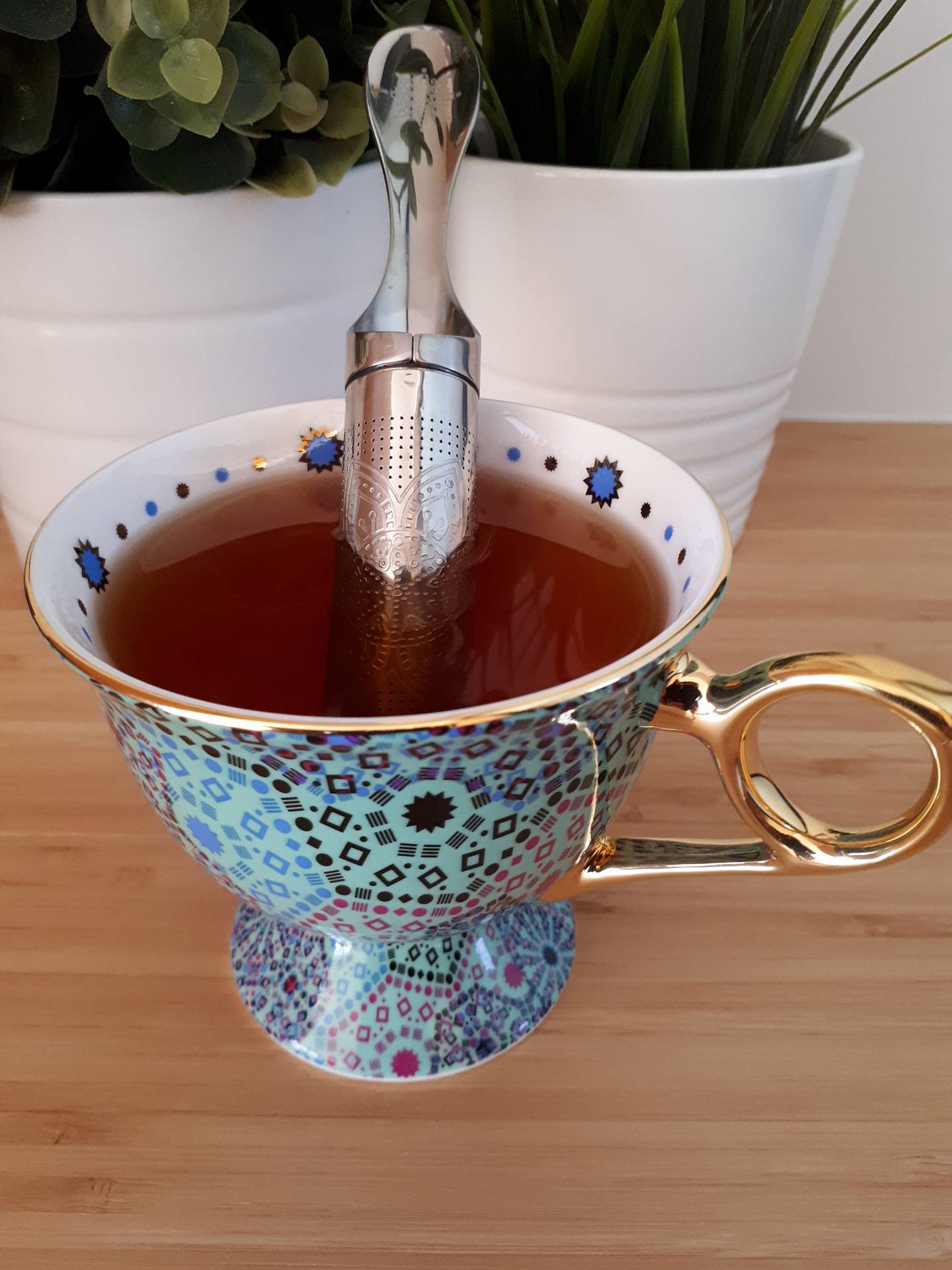 Over the Teacups #10 – The Tea Chest Blog